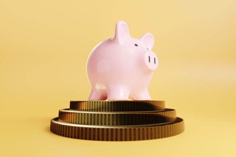 What will happen to savings rates in 2025? Here are 5 key trends