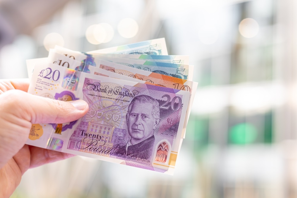 Barclays offers £200 for switching to its current account