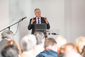 Cardiologist implants first innovative ICD