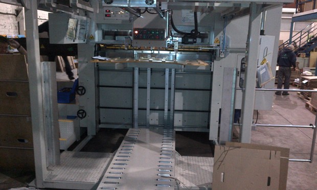 Fast Pak Packaging boosts output with Redline 1900