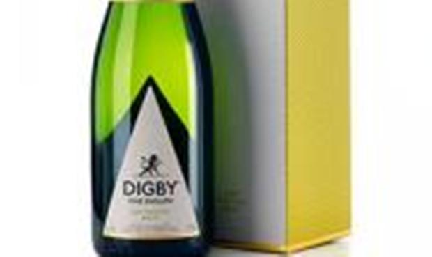 Big Fish designs fine wine gift box made with Smurfit Kappa board