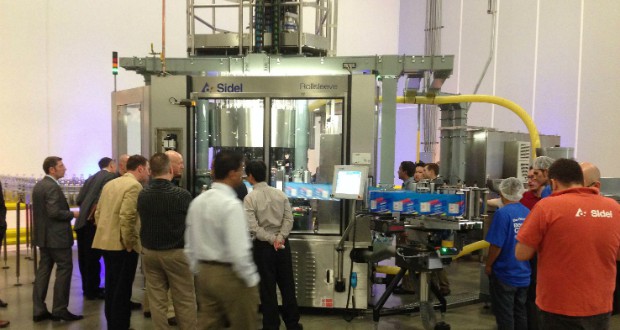 Sidel develops Rollsleeve labeller