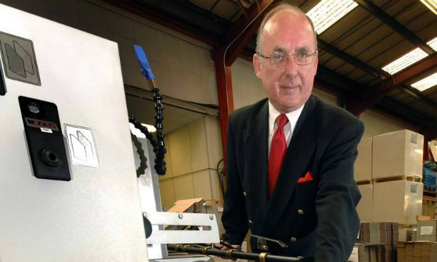 Quantum pays tribute to Chris Holmes