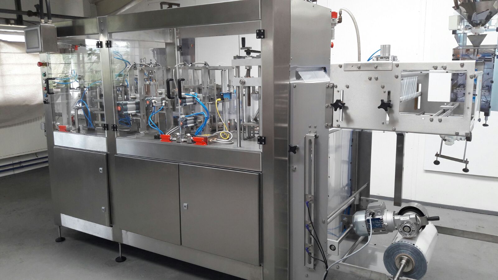 Stand-Up Pouch Machine Model GHP170/250