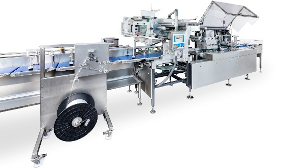 Hugo Beck kit combines flowpack and ziplock bag packaging