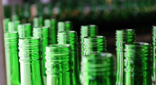‘World’s most sustainable glass bottles’ created in ground-breaking ...