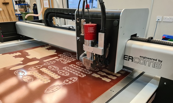 Die-Set Formes boosted by Lasercomb digital cutting system