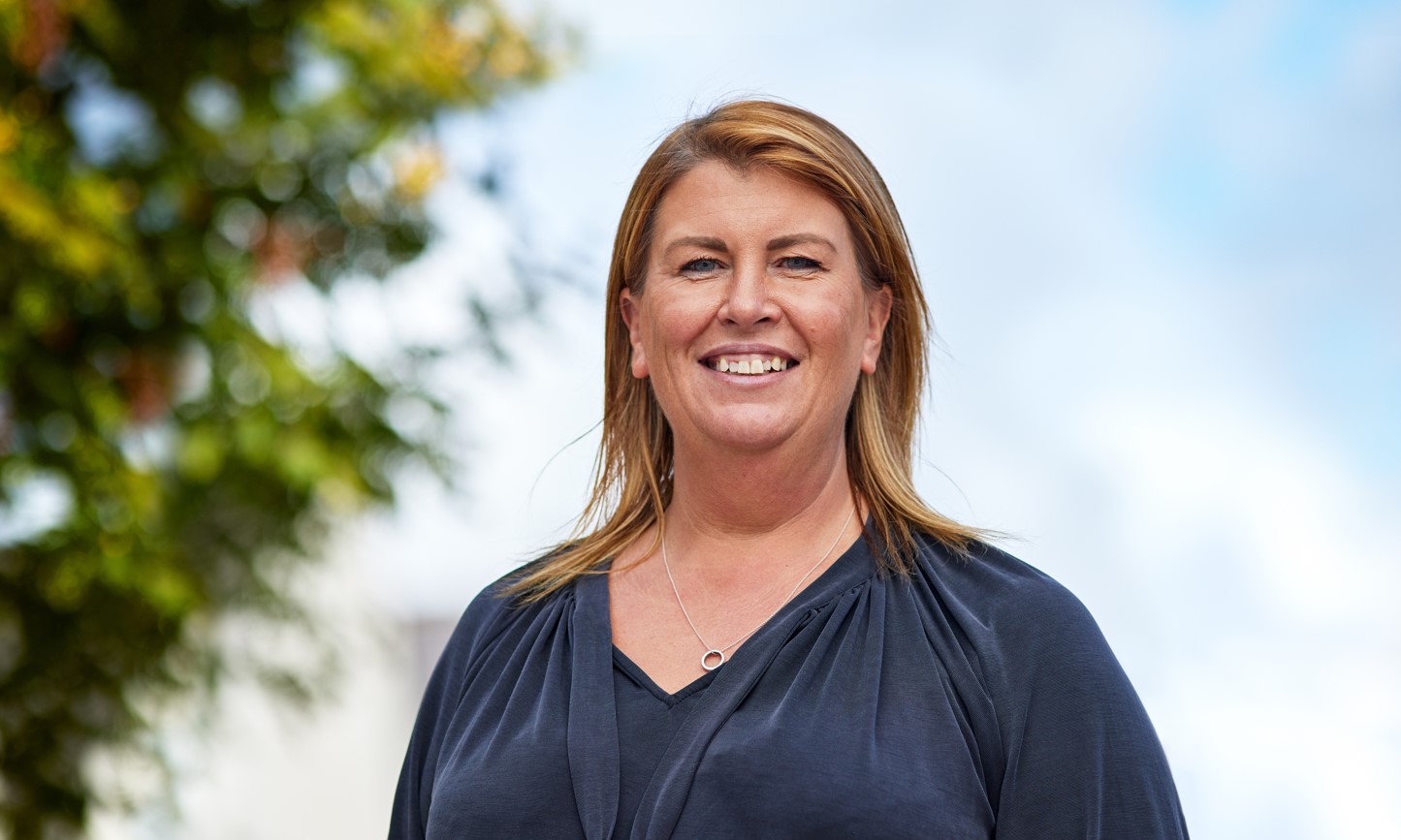 Gillian Garside-Wight | Waiting for buses, PPWR, EPR and RAM!