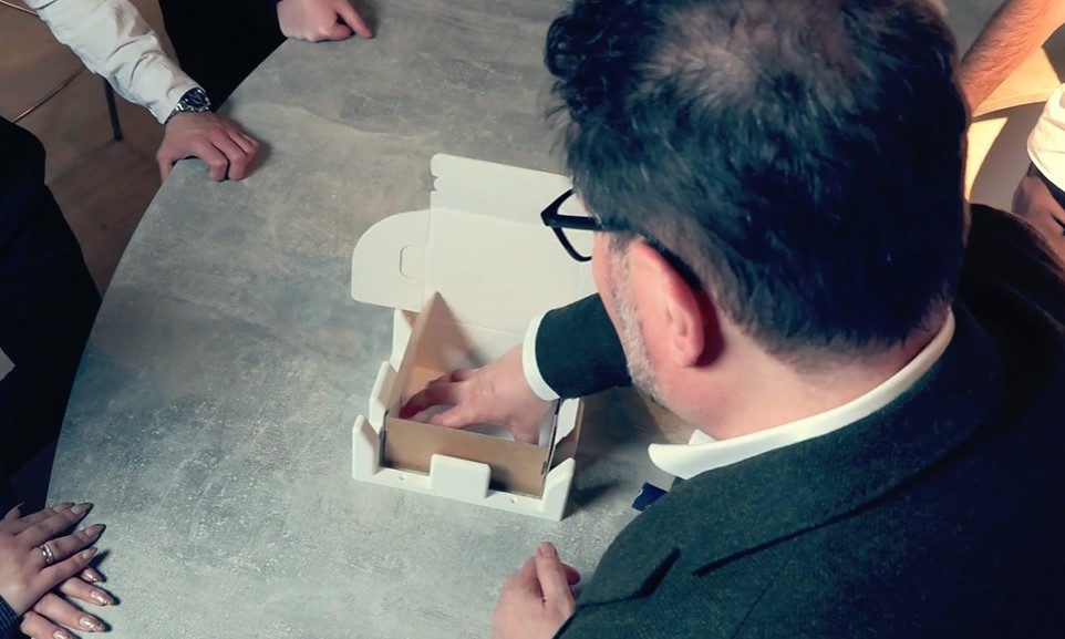 Macfarlane launches assembly system to boost box production