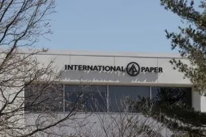 International Paper to close four US plants, cut 1% of global jobs