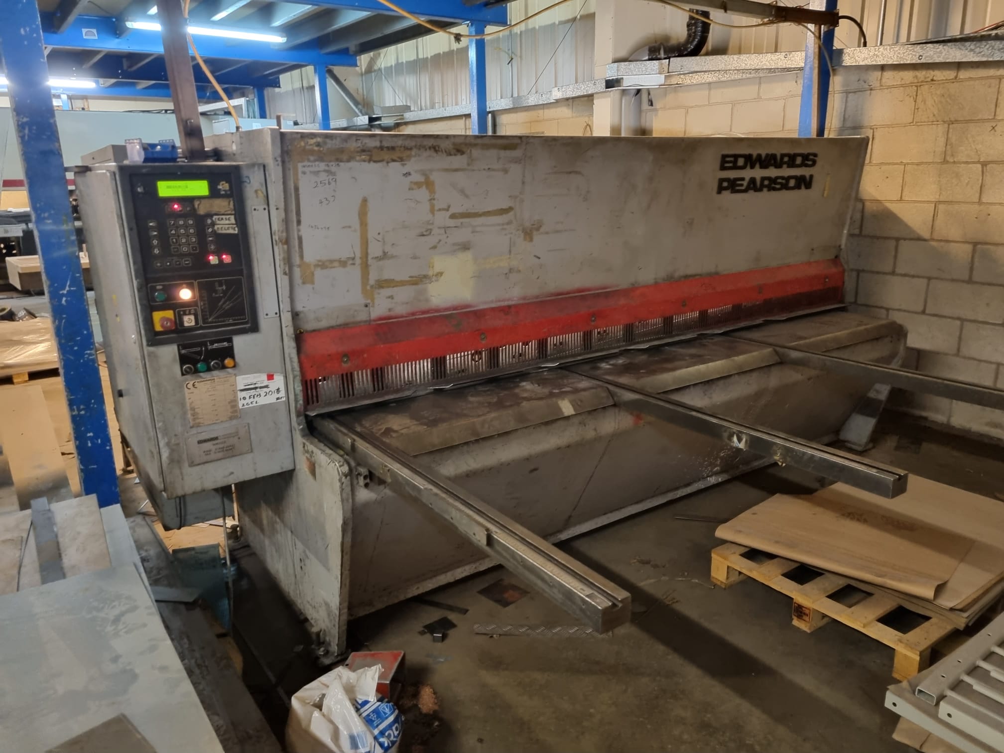 EDWARDS PEARSON Model VR, Hydraulic Guillotine Shear | IEM UK