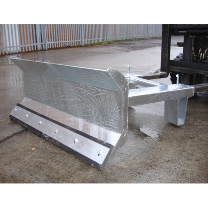 UK SNOW PANIC AHEAD OF FIRST DUMP OF THE SEASON | News from IEM UK