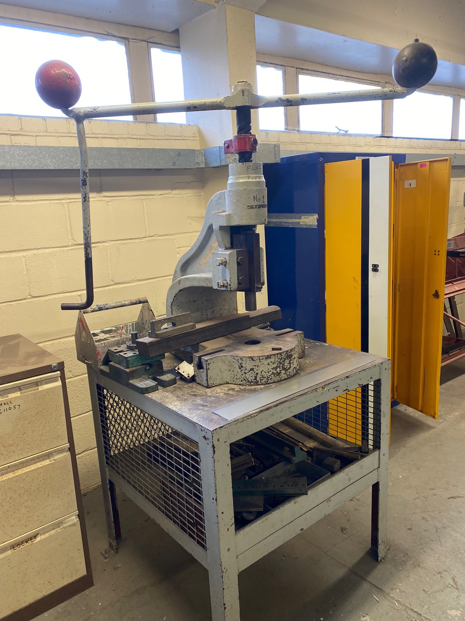 Norton 6DB Deep throat fly press on stand with tooling. | IEM UK