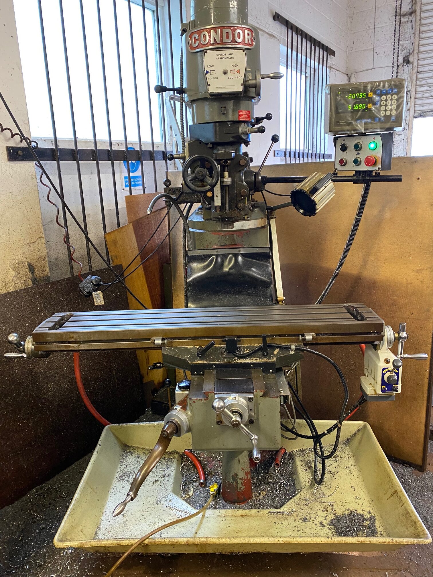 Condor Turret Mill with vari-speed head- 70-3600 Condor Turret Mill ...