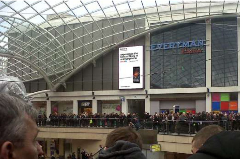 6mm LED screen installed at Leeds shopping centre | AV Magazine