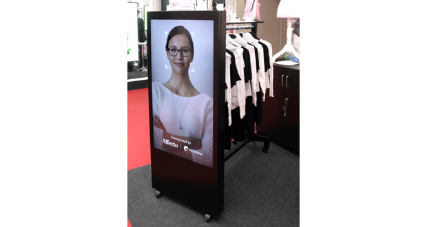 Digital clothing rail helps target the market | AV Magazine