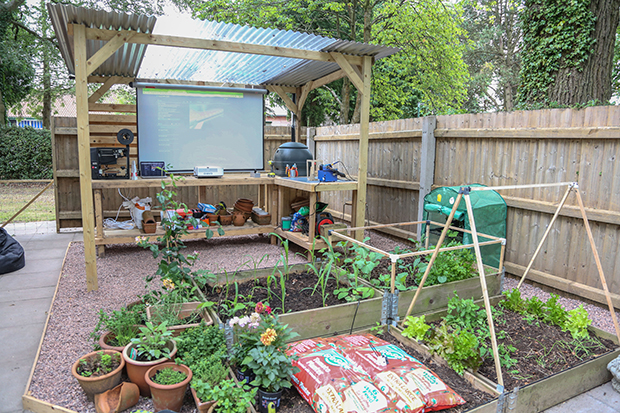 Casio UST projector aids outdoor school lessons | AV Magazine