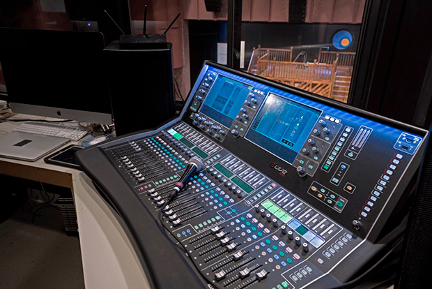 College auditorium upgraded to 5.1 surround sound | AV Magazine
