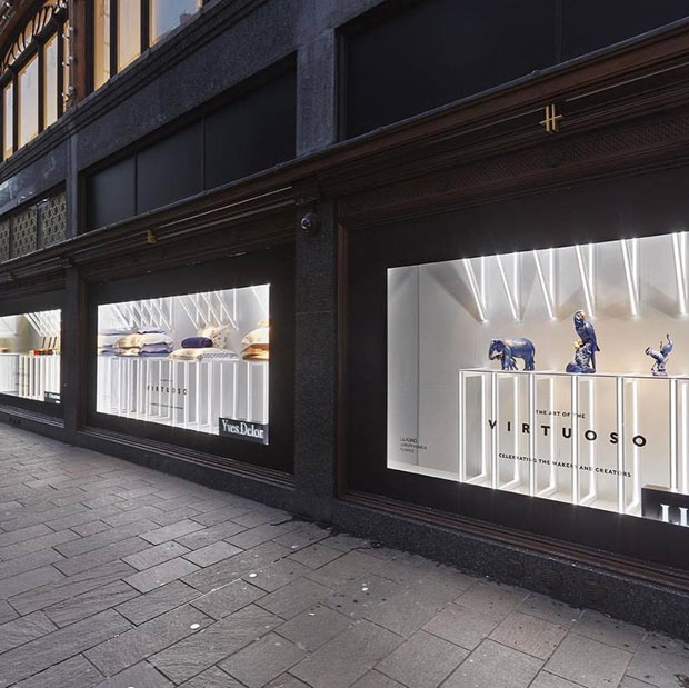 Europe's biggest department store's LED window tickers | AV Magazine