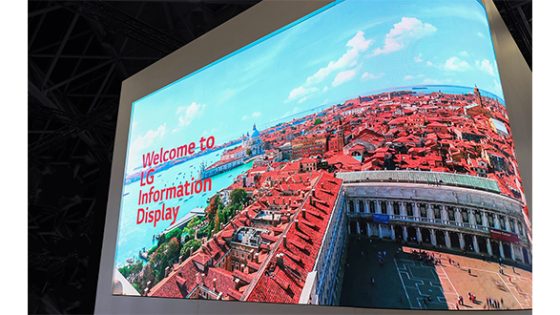 LG launches lightweight, flexible display series