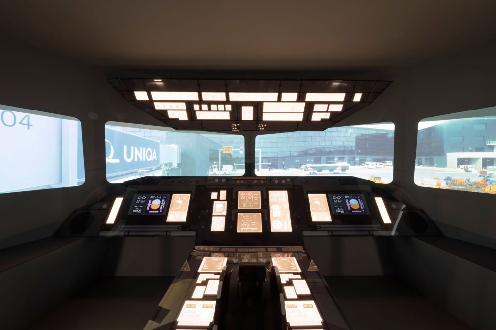 Airport visitor tour offers cockpit simulation | AV Magazine