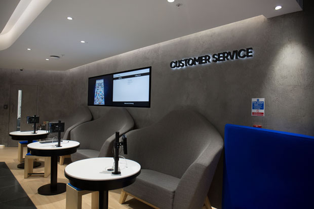 See Samsung's instore LED digital selfie wall | AV Magazine