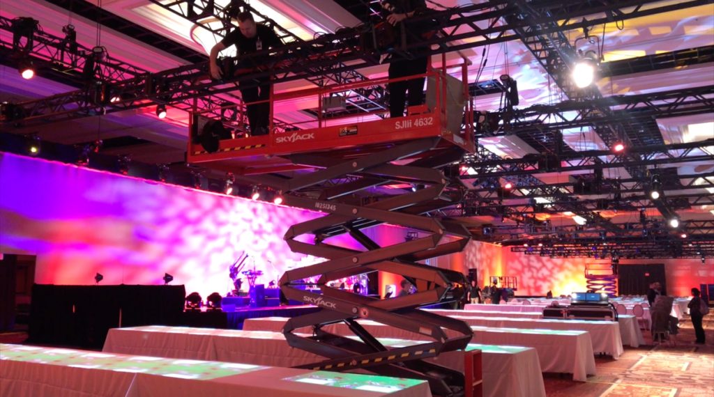 Amway's world-record 224-projector table mapping | AV Magazine