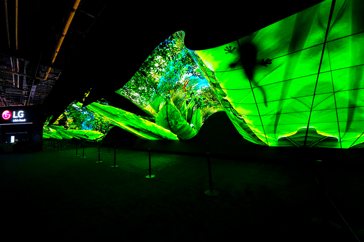 Choreographed rollable LG TVs join OLED Wave | AV Magazine
