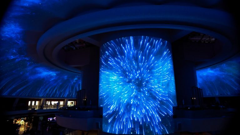 The Shanghai pearl tower's 2,500 sq m projection | AV Magazine