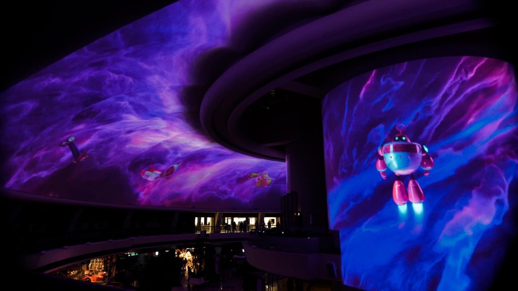The Shanghai pearl tower's 2,500 sq m projection | AV Magazine