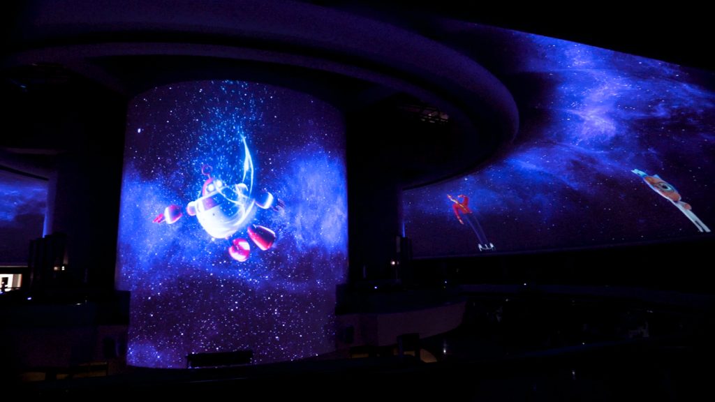 The Shanghai pearl tower's 2,500 sq m projection | AV Magazine