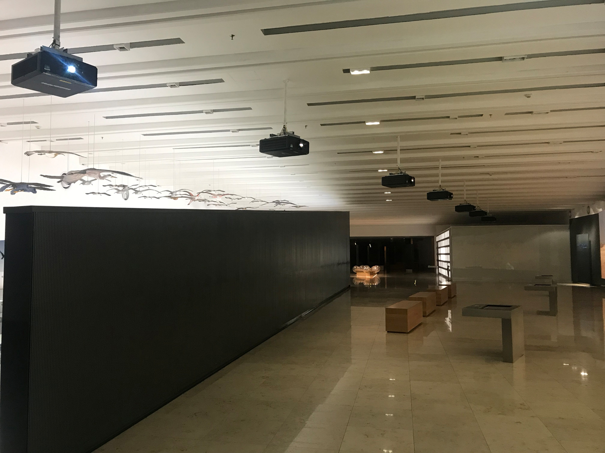 Seeing red in panoramic views at a Kuwait museum | AV Magazine