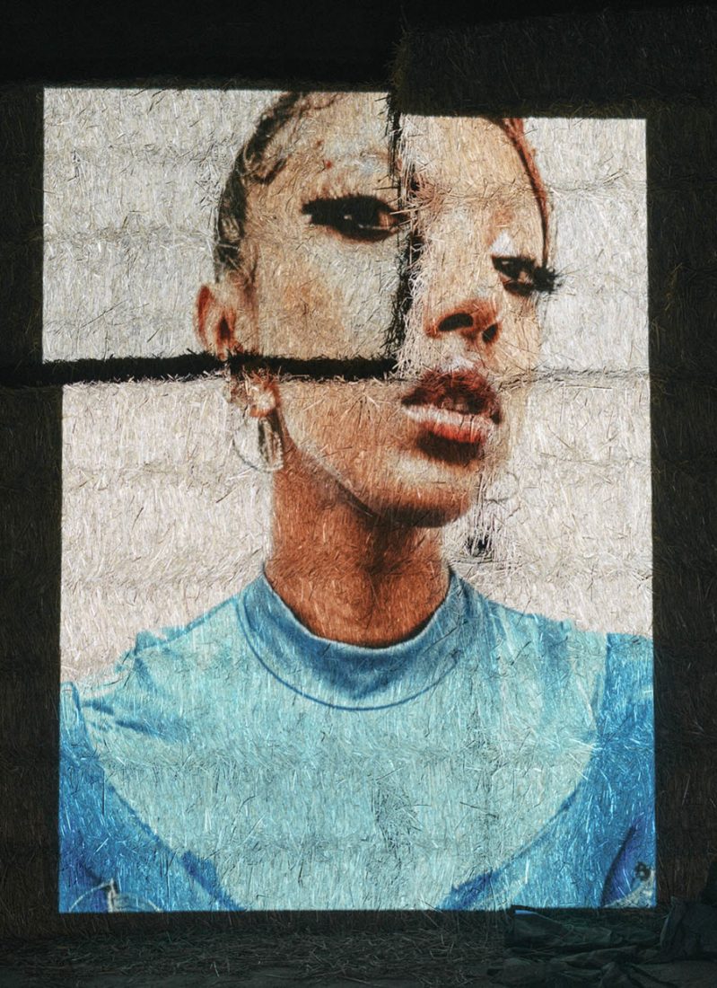 Portable projector transforms FaceTime photoshoot | AV Magazine