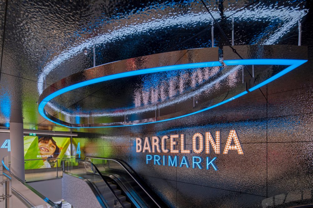 Primark store makes its mark with signage | AV Magazine