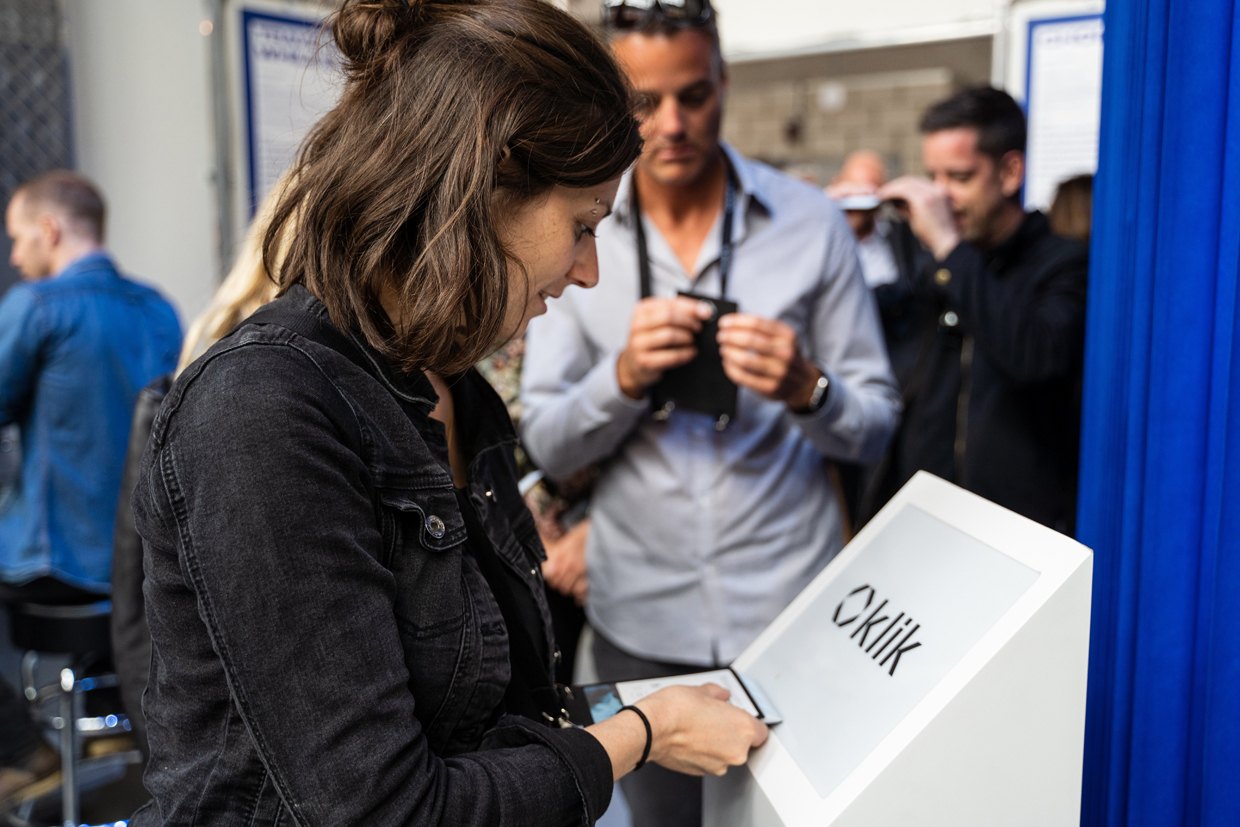 Smart wearables make in-person events safer | AV Magazine