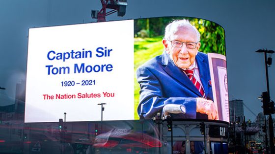 Piccadilly Lights salutes Captain Sir Tom Moore | AV Magazine