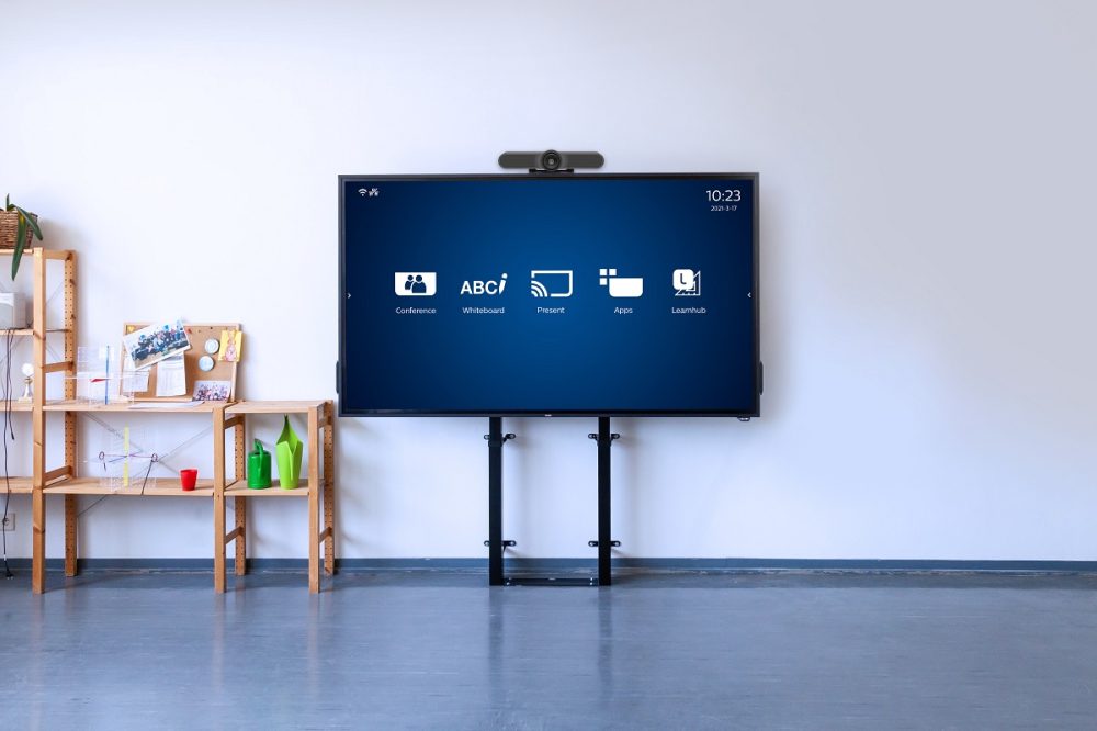 Philips displays and Logitech partnership announced | AV Magazine