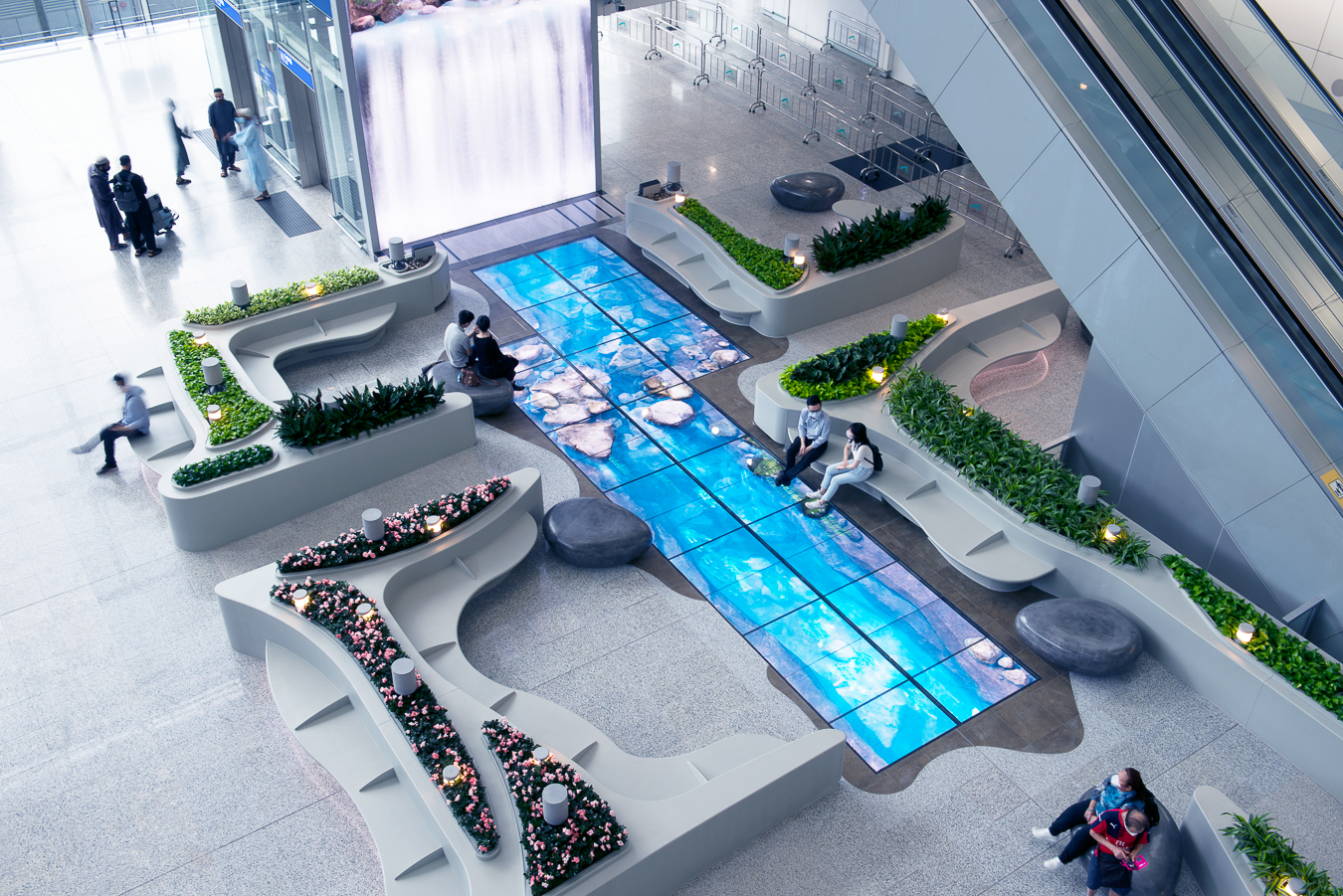 Moment Factory brings beauty and surprise to HK airport | AV Magazine
