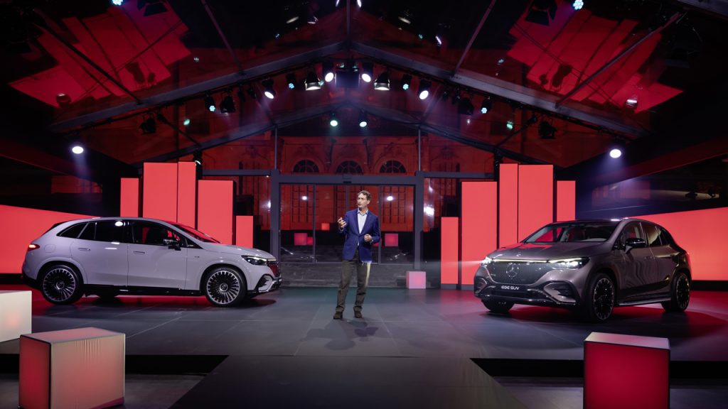 Mercedes-Benz makes 'magical garage' with immersive art | AV Magazine