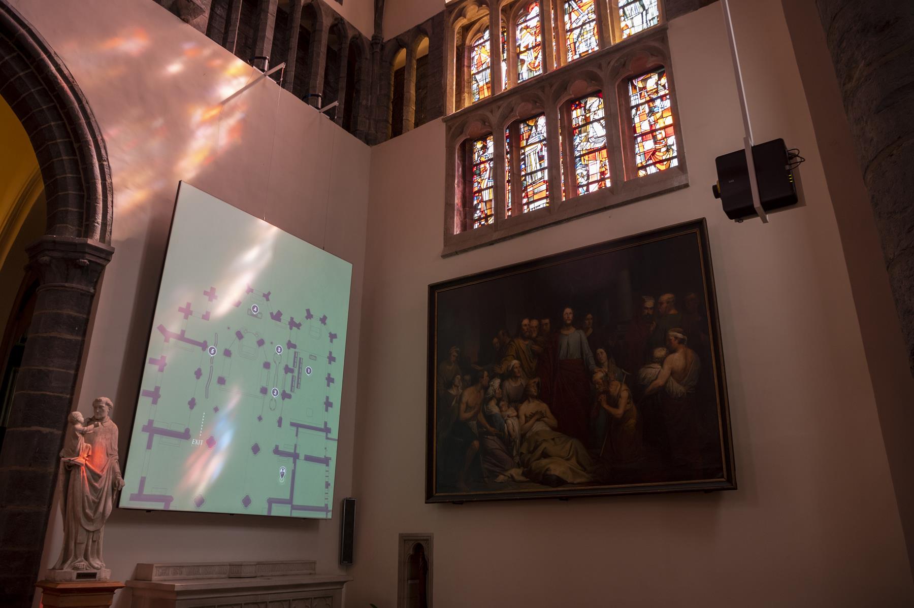 Chapel window projections recreate Battle of Golden Spurs | AV Magazine
