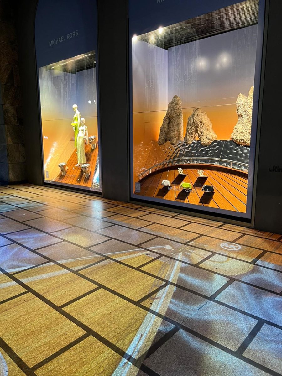 Immersive window experience transports passerbys to Capri | AV Magazine
