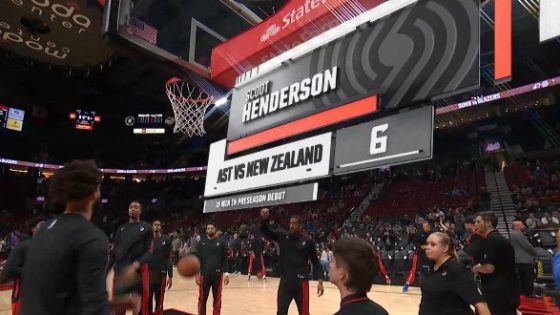 NBA team broadcasts AR graphics from handheld camera | AV Magazine