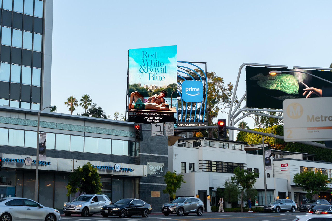 Amazon goes exclusive with Sunset Strip 'gantry' display | AV Magazine
