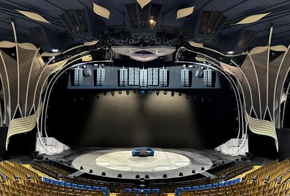 Record-breaking theatre stage adopts L-ISA spatial sound | AV Magazine