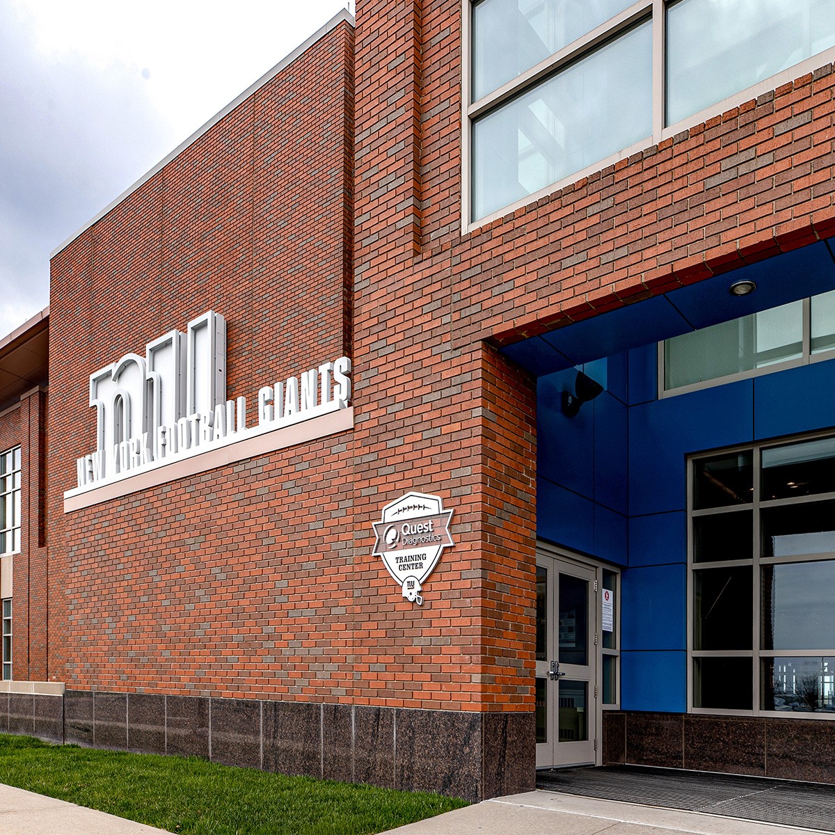 Crestron brings New York Giants' draft room into modern era | AV Magazine