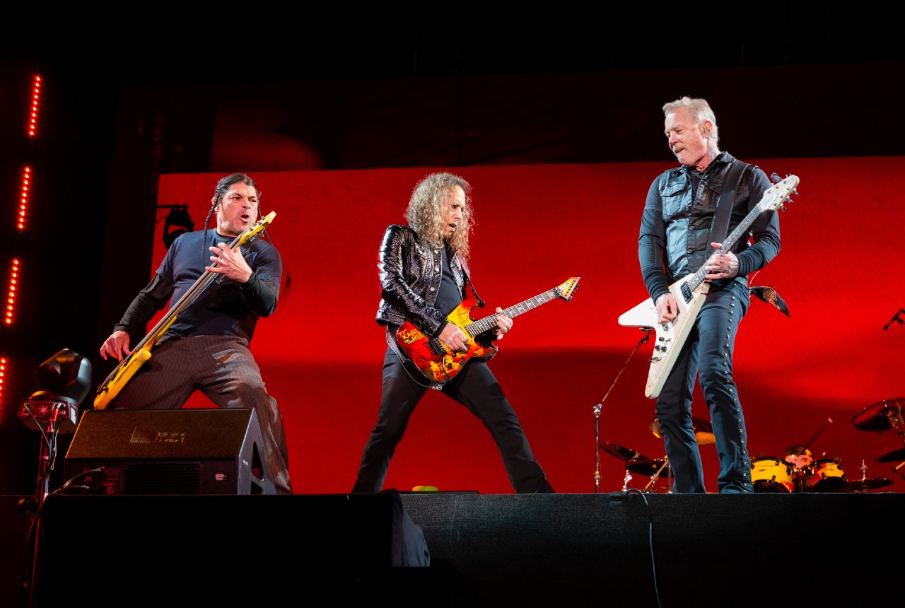 'Big Beast' Saudi stage hosts 189m-wide LED screen | AV Magazine