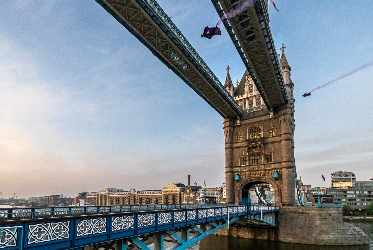 Canon captures first wingsuit flight through Tower Bridge | AV Magazine