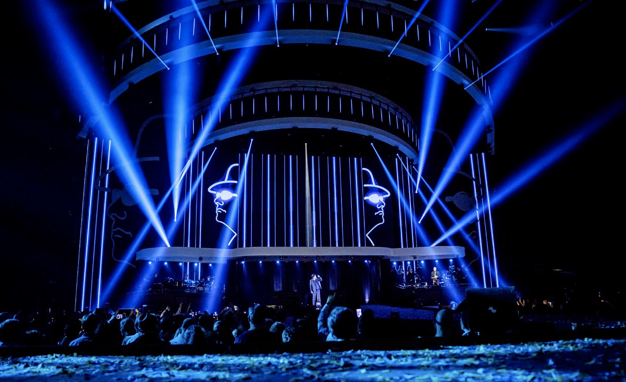 Screen Innovations to unveil holographic mesh screen | AV Magazine