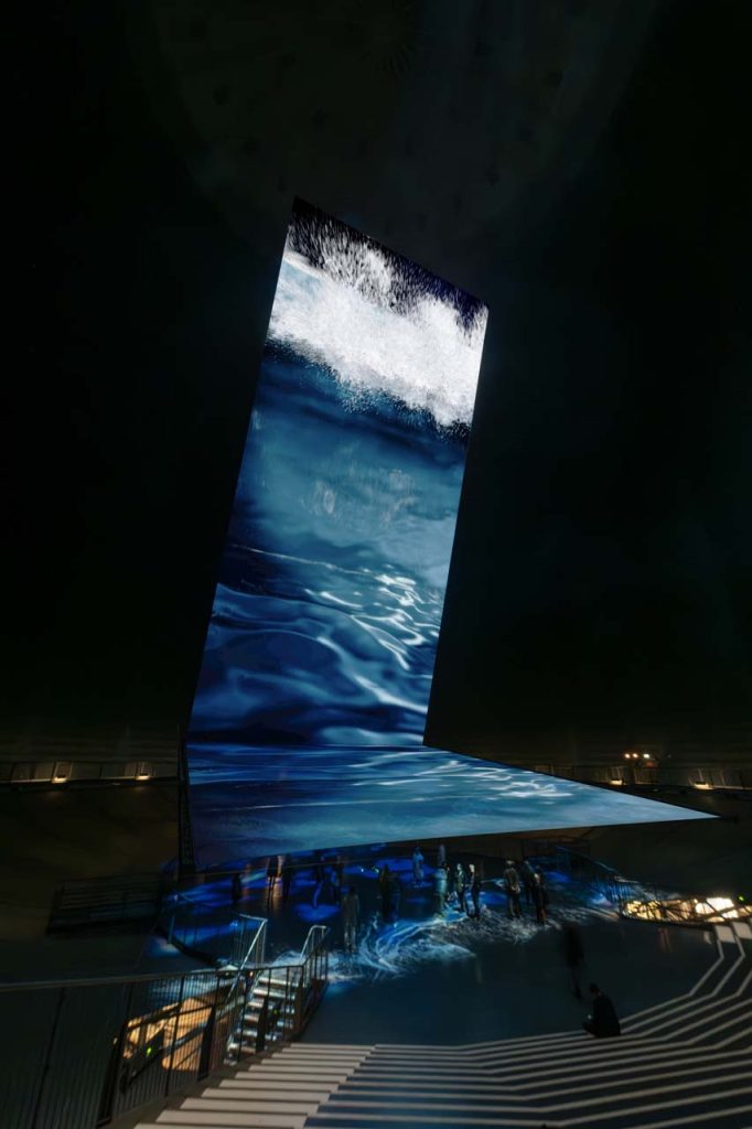 This 40 x 20 metre L-shaped projection screen in Germany is the tallest ...