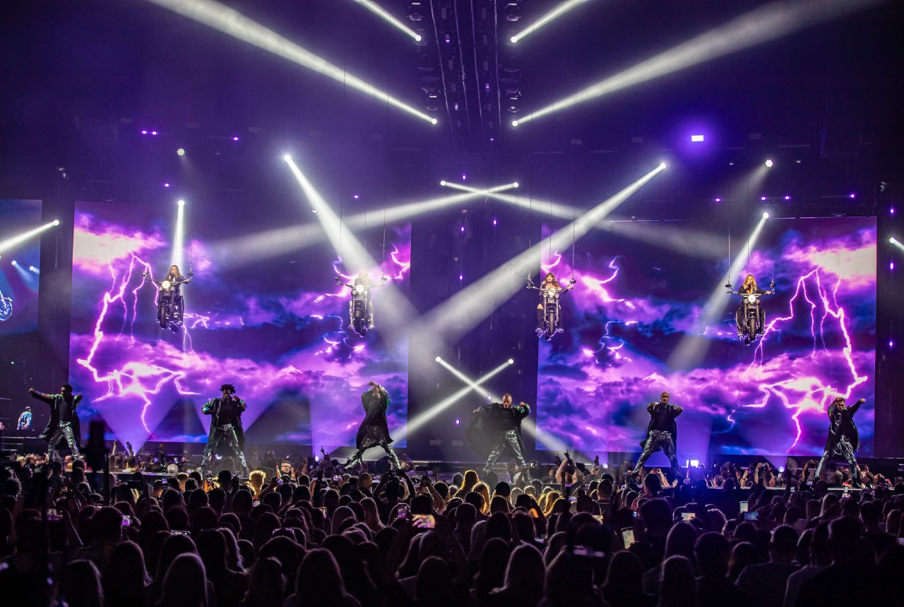 Girls Aloud fans enthralled by comeback tour stage show | AV Magazine